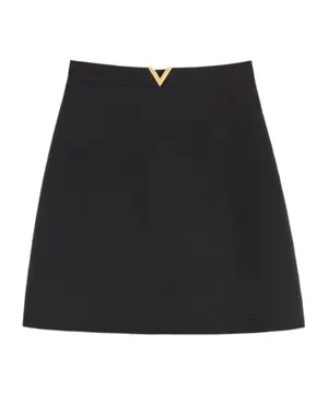 Valentino Garavani Logo Plaque Mini Skirt - Black