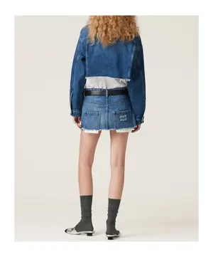 Miu Miu Cropped Denim Jacket With Embroidered Logo - Blue