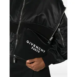Givenchy Paris Signature Logo Zipped Pouch - Black
