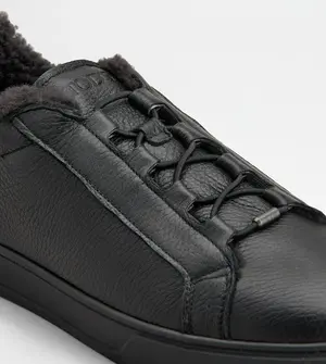 TOD'S Lace-up Low-top Casual Shoes
