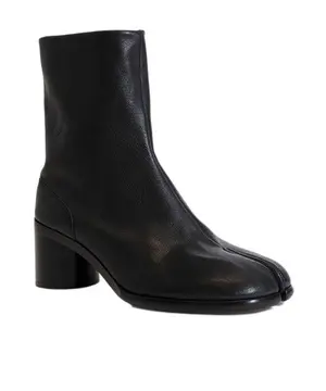 MAISON MARGIELA Tabi Side-zipped Ankle Boots - Black