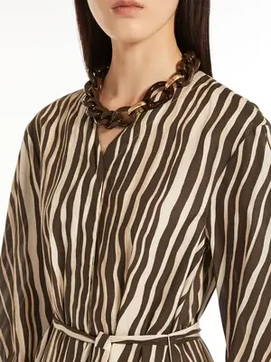 Max Mara Thick Chain Necklace With Spring Buckle