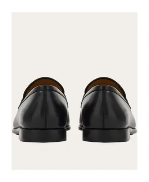 FERRAGAMO Gancini Buckle Loafers - Black