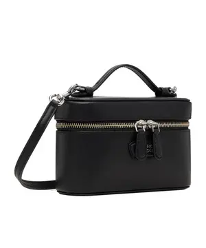 Marc Jacobs Logo Embossed Shoulder Bag - Black