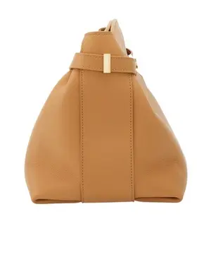 FERRAGAMO Magnetic Shoulder Bag