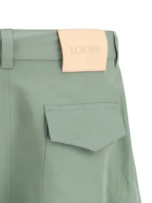 Loewe Logo Patch Cargo Shorts - Green