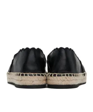 Chloé Scalloped Edge Slip-on Flats