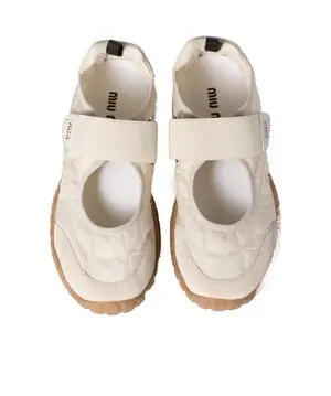 Miu Miu Round Toe Ballet Flats With Hook-and-loop Closure - Ivory