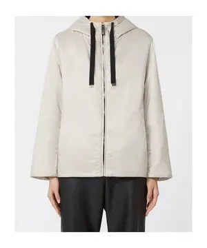 Max Mara The Cube Greenh Padded Travel Jacket - Beige