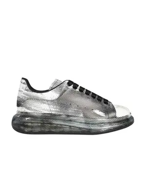 Alexander McQueen Oversized Pixel-print Sneakers - Gray