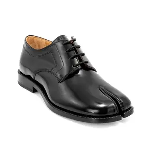 MAISON MARGIELA Tabi Oxford Lace-up Shoes