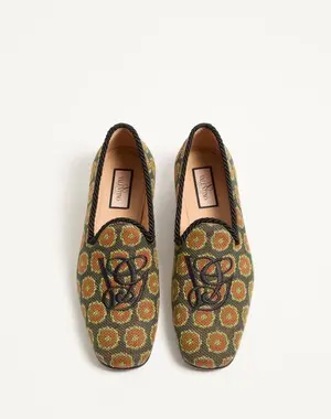 Valentino Garavani Logo Embroidered Floral Patterned Loafers