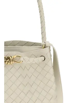 Bottega Veneta Andiamo Small Bucket Bag - Nude