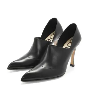 Loewe Comic Pointed-toe Pumps