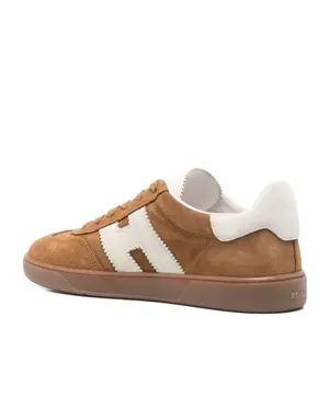 Hogan H647 Logo-patch Round Toe Low-top Sneakers - Brown