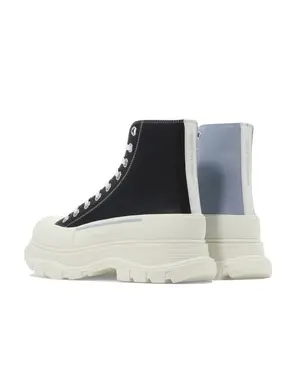Alexander McQueen Treadslick Lace-up High Top Boots