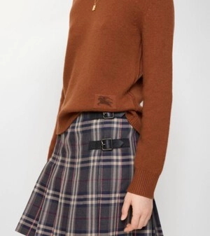 Burberry Crewneck Jumper With Intarsia Knit - Brown