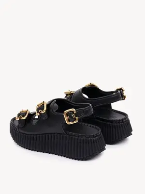 Chloé Nama Wedge Sandals With Buckle Detail - Black