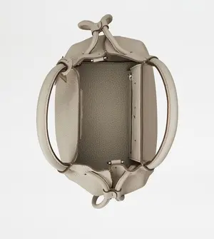 TOD'S Leather Bucket Bag With Detachable T Timeless Charm - Nude