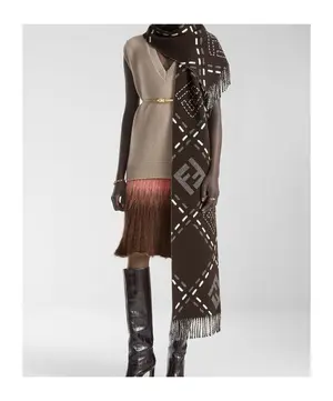 Fendi Ff Jacquard Fringed-edge Scarf - Brown