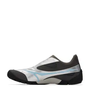 UNTITLAB Swift Trek Sneakers
