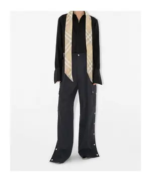 Burberry Nova Checked Scarf