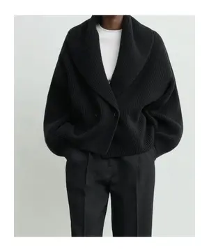 TOTEME Collared Long-sleeved Knit Sweater - Black