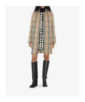 Burberry Checked Fringed-edge Buttoned Coat