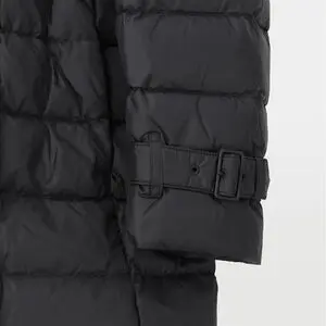 Burberry Long-sleeved Quilted Down Jacket With Belt