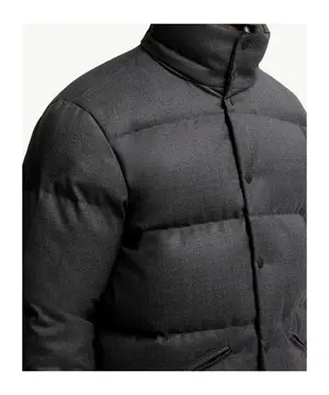 Moncler Eawy Hooded Short Puffer Jacket