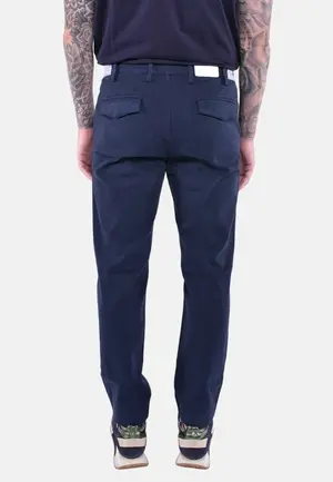 Eleventy Regular-fit Pleated Trousers With Drawstring Closure - Blue