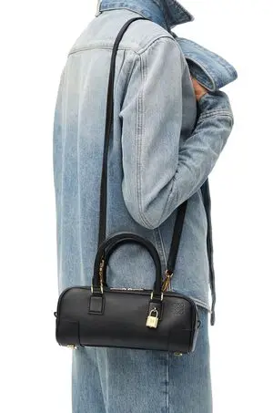 Loewe Amazona 23 Cropped Bag In Nappa Calfskin - Black