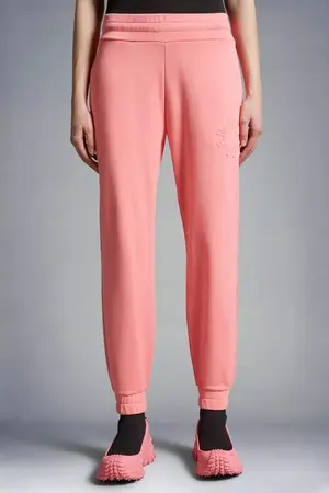 Moncler Elasticated Waistband Sweatpants With Embossed Logo - Pink