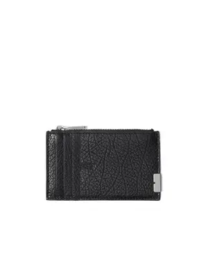 Burberry Logo-engraved Zipped Wallet - Black