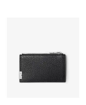 Burberry Logo-engraved Zipped Wallet