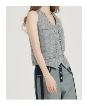 Marissa Chiara V-neck Sleeveless Vest