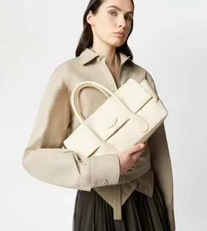 TOD'S Di Logo Patch Tote Bag - Nude