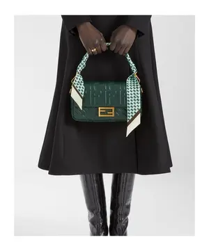 Fendi Baguette Ff Embossed Shoulder Bag - Green