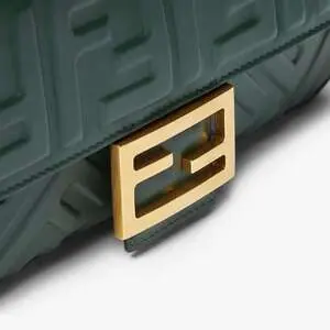 Fendi Baguette Ff Embossed Shoulder Bag - Green