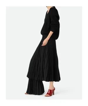 Bottega Veneta Ribbed V-neck Jumper