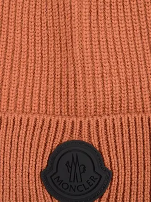 Moncler Ribbed Logo-patch Beanie - Brown