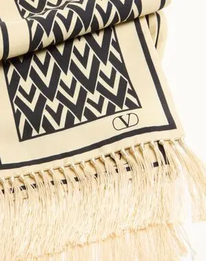Valentino Garavani Toute La V Fringed Edge Scarf