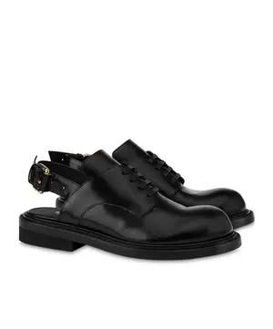 Moschino Buckle-fastening Oxford