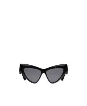 Gucci Gucci Cat Eye Sunglasses Gray