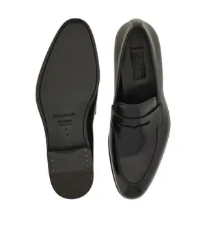 FERRAGAMO Tramezza Penny Loafer - Black