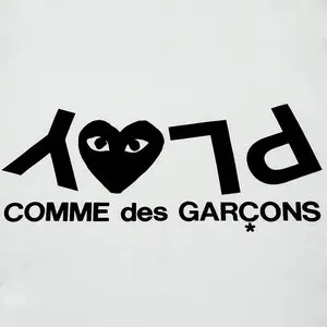 Play Comme Des Garcon Round-necked Logo T-shirt