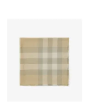 Burberry Vintage Check Frayed-edge Scarf