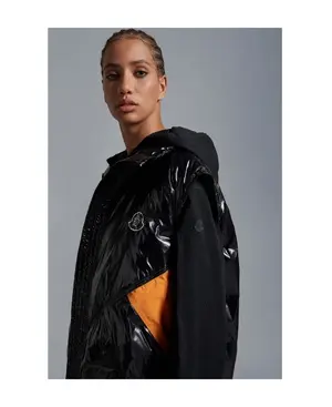 Moncler Padded Puffer Vest With Drawstring Hem