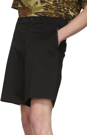 Givenchy Label Patch Chino Shorts - Black