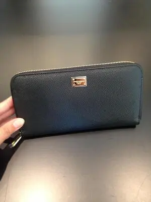 Dolce & Gabbana Dolce Gabbana Logo Plaque Zip-around Wallet - Black